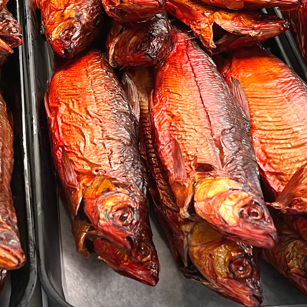 Smoked Manitoba Goldeye, Frozen – Gimli Fish Market